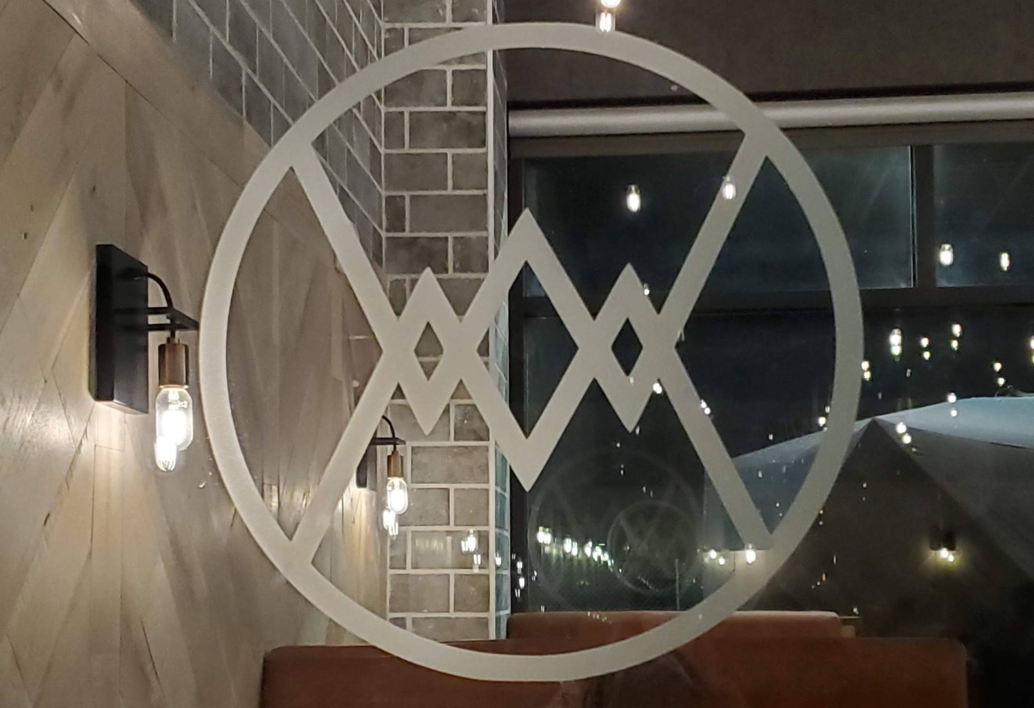 Hansen Glass | Trusted Custom Glass Experts Since 1986